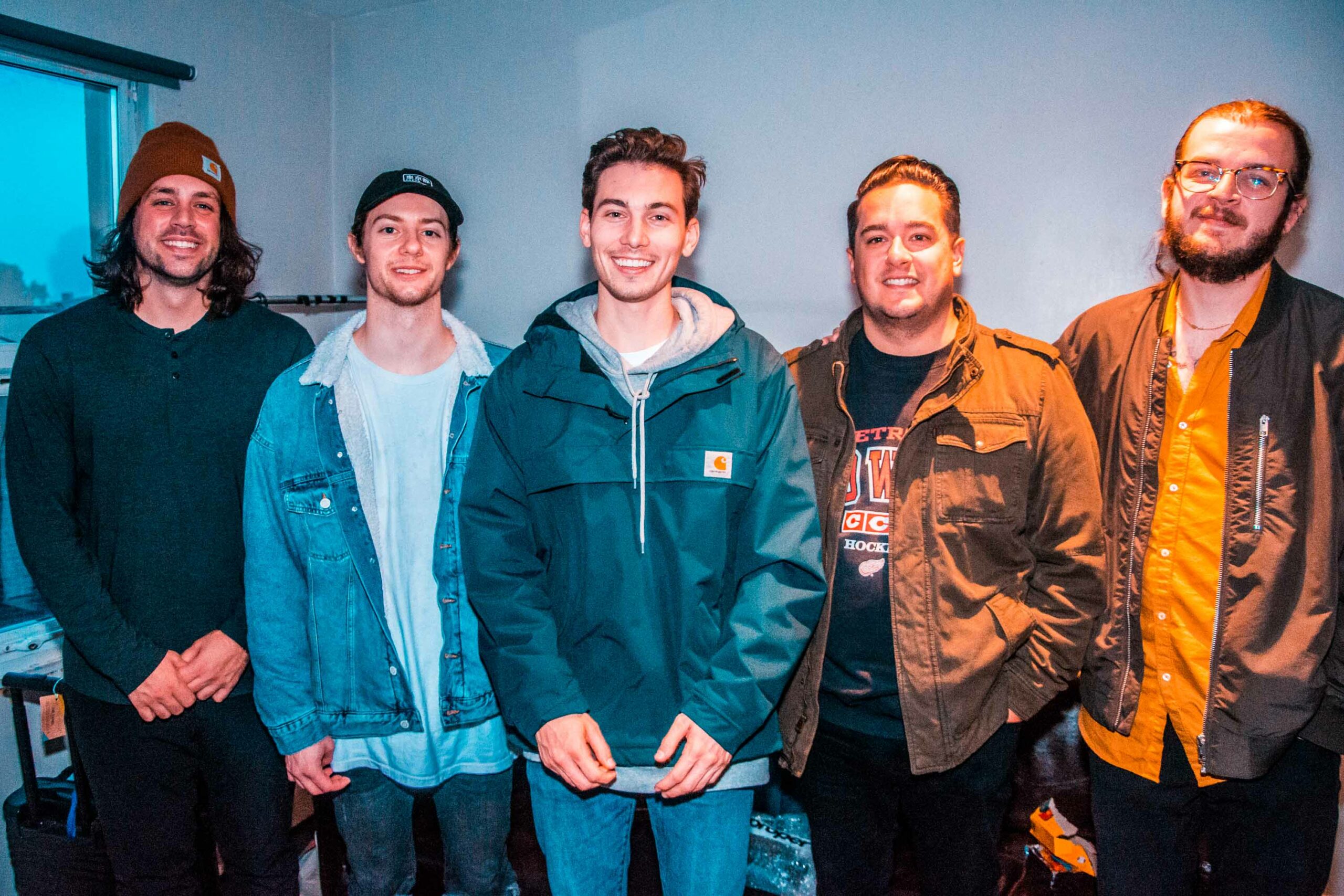 Interview // GRAYSCALE – GIG GOER