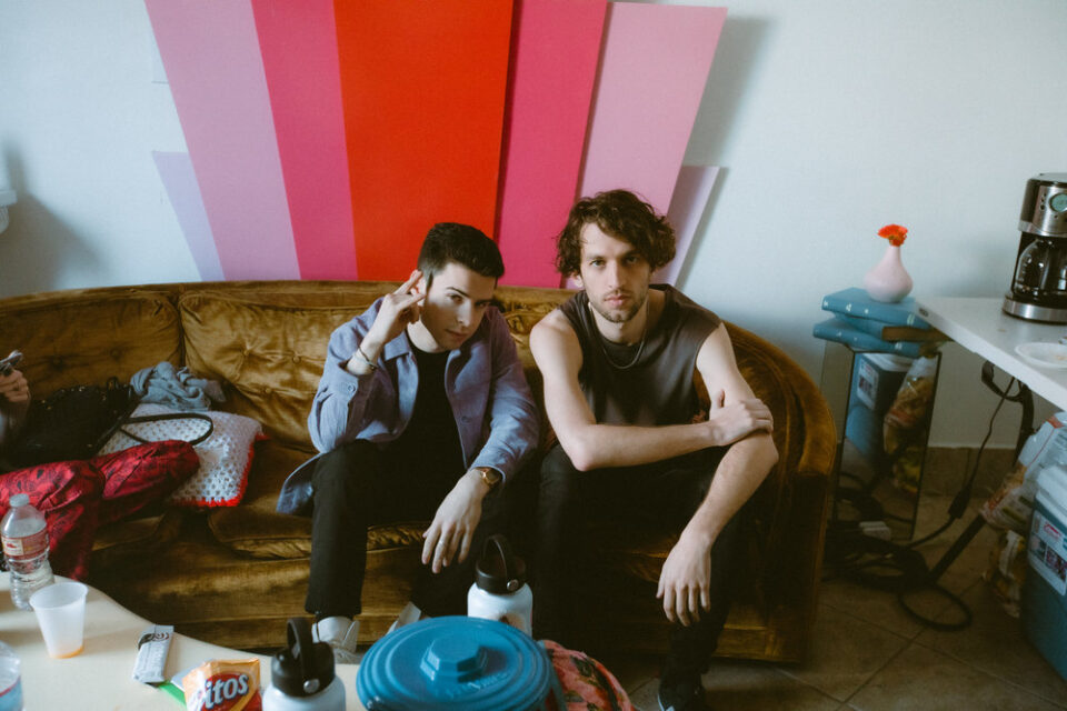 JOHAN LENOX Unveils New Single ‘i need a vacation’ feat. Rence – GIG GOER